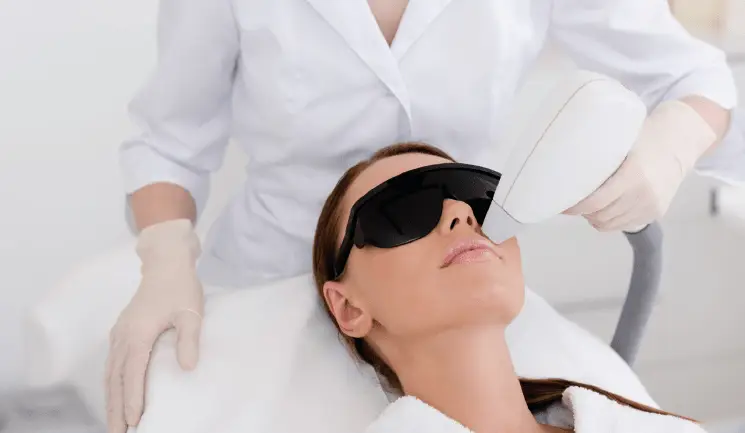 Special Feature: Treating Complications with Devices - Aesthetics ...